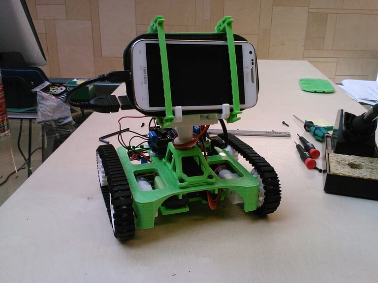 How to Build a Robot (An Overview for Beginners) - Humans for Robots